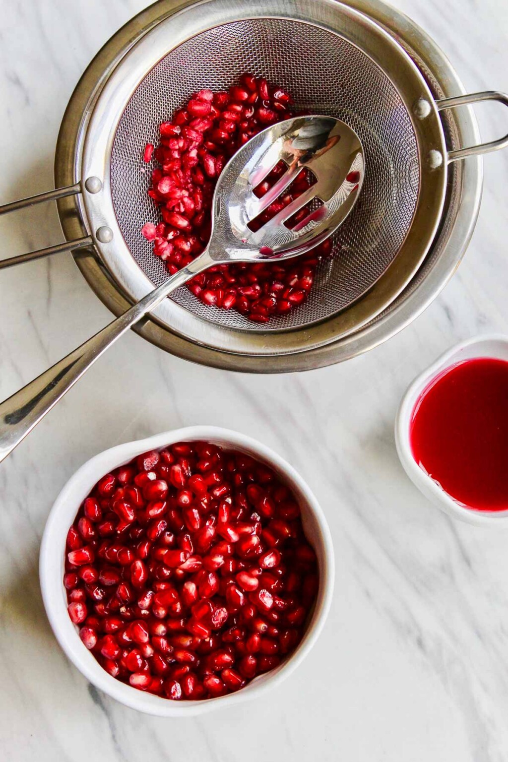 Pomegranates, Seeds, Recipes & How To Juice Them! | Delicious Table