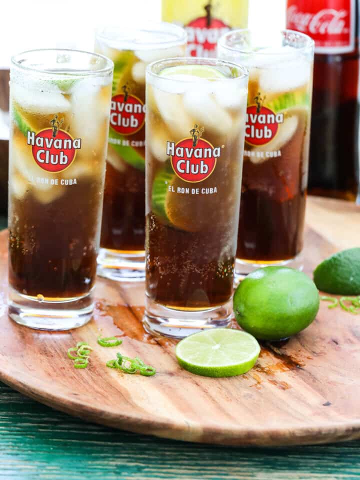 Cuba Libre Cocktails (Authentic Cuban Recipe) - Delicious Table