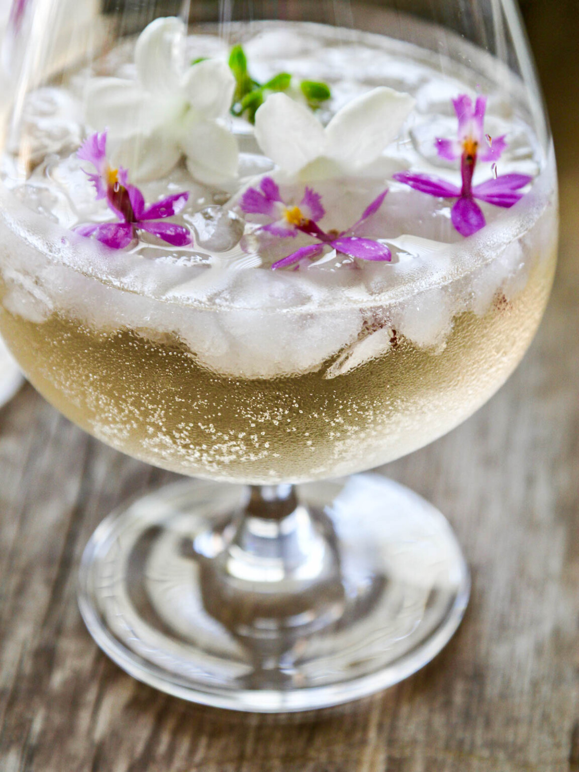 St. Germain Cocktails ~ Easy Summer Spritzers! | Delicious Table