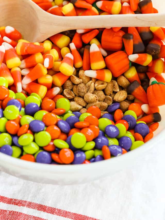 Fall Snack Mix Recipe - Delicious Table