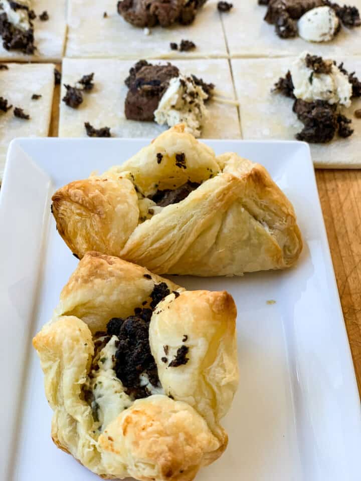 Beef Wellington Appetizers Recipe - Delicious Table