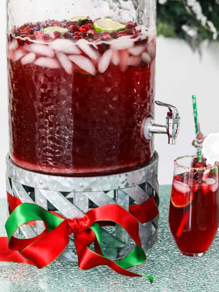 Christmas Punch Recipe - Delicious Table