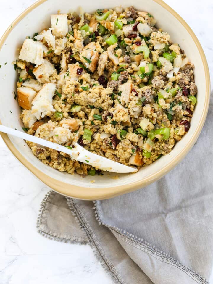 Italian Sausage Stuffing Dressing Recipe - Delicious Table