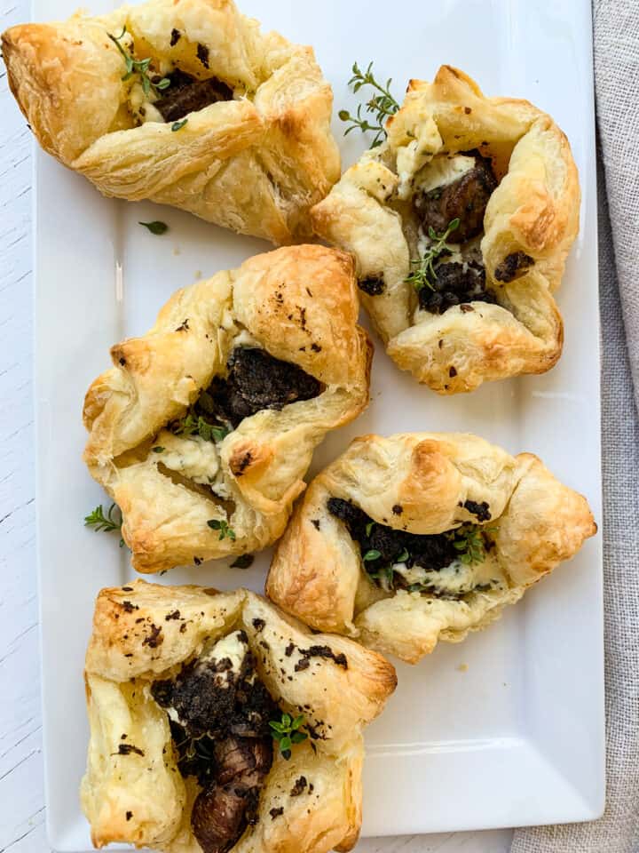 Beef Wellington Appetizers Recipe - Delicious Table