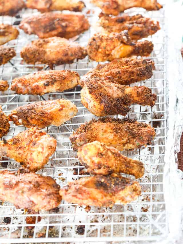 Crispy Chicken Wings Recipe - Delicious Table