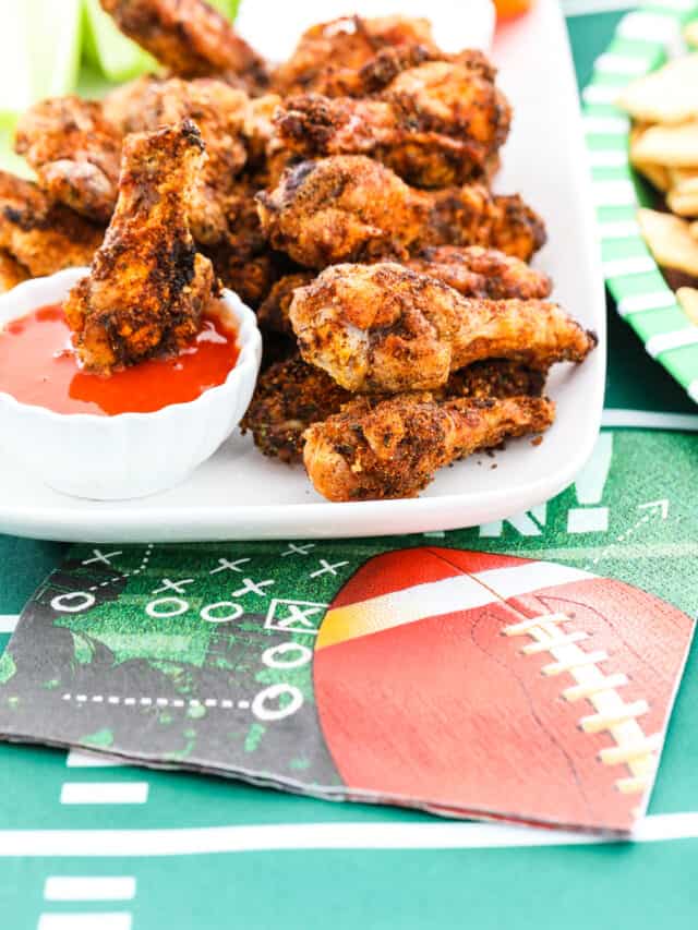 Crispy Chicken Wings Recipe - Delicious Table