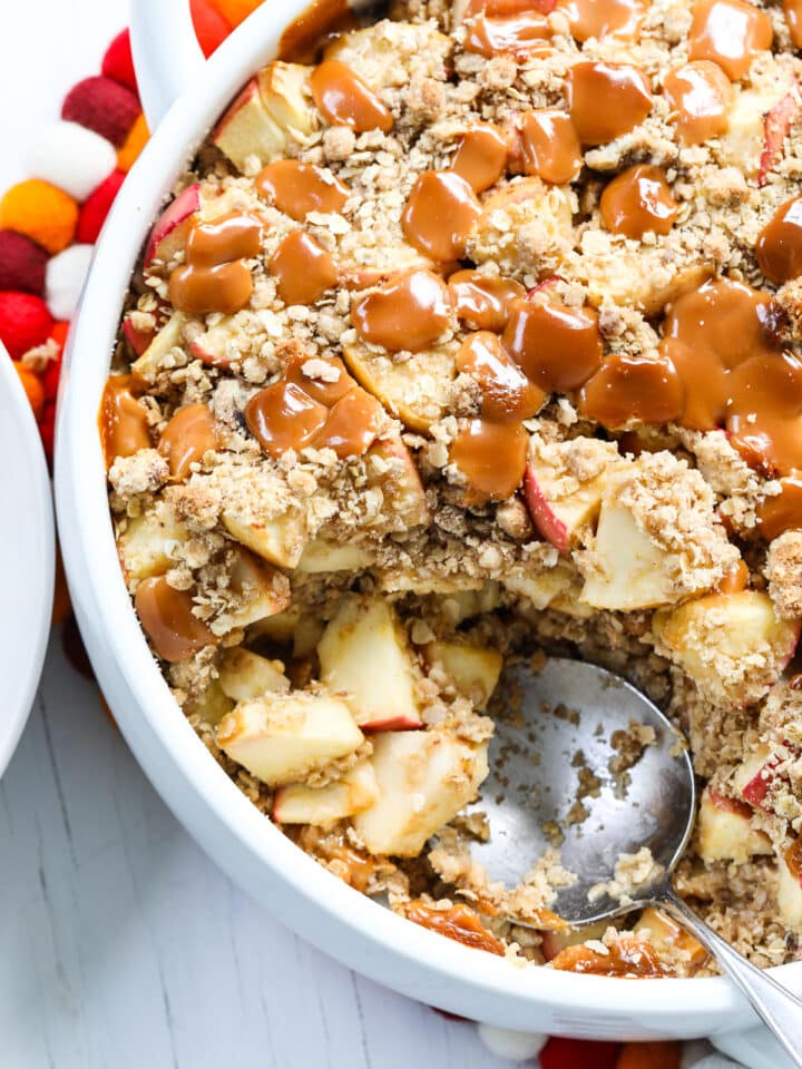 Caramel Apple Crisp Recipe - Delicious Table